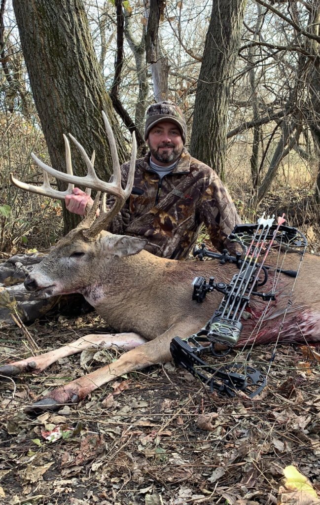 Deer Hunting - Mid-America Hunting Association